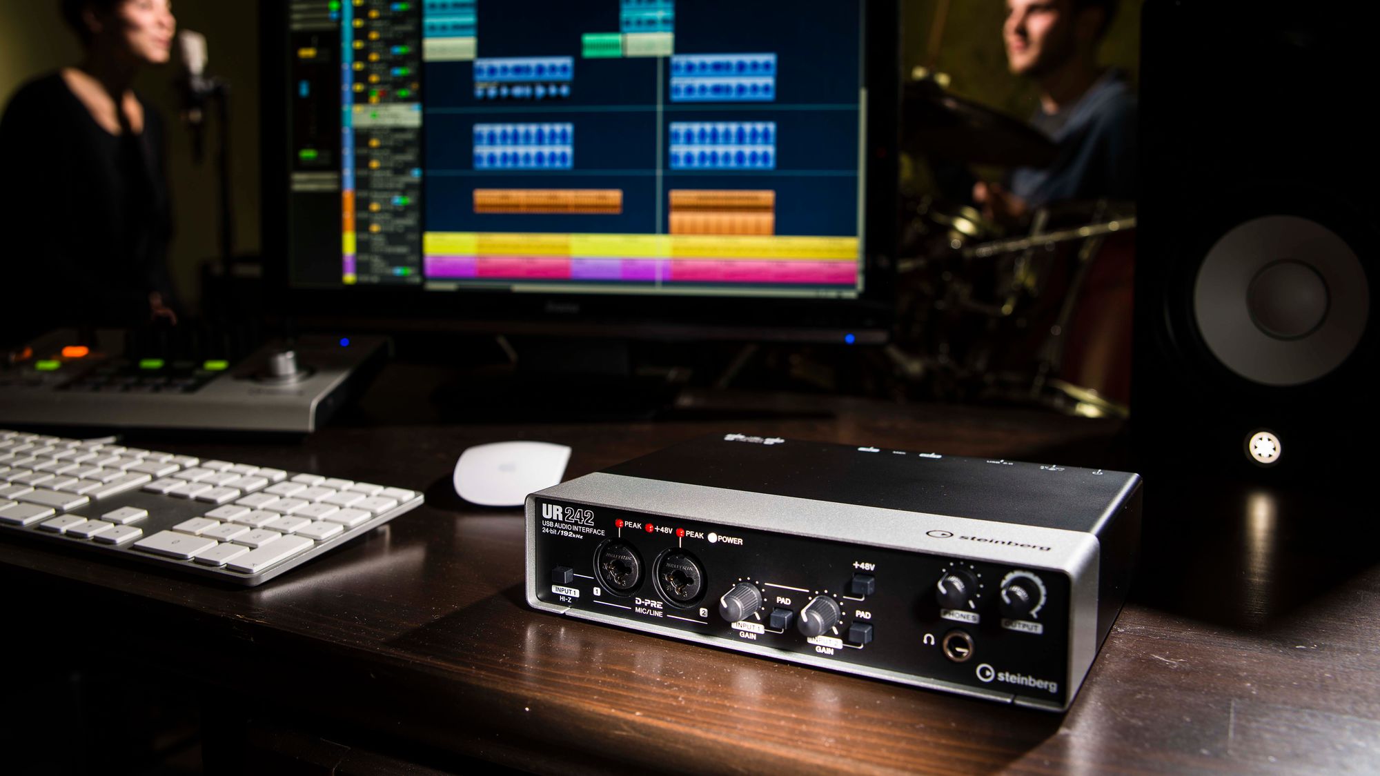UR242: An Interface for Recording & Performance | Steinberg