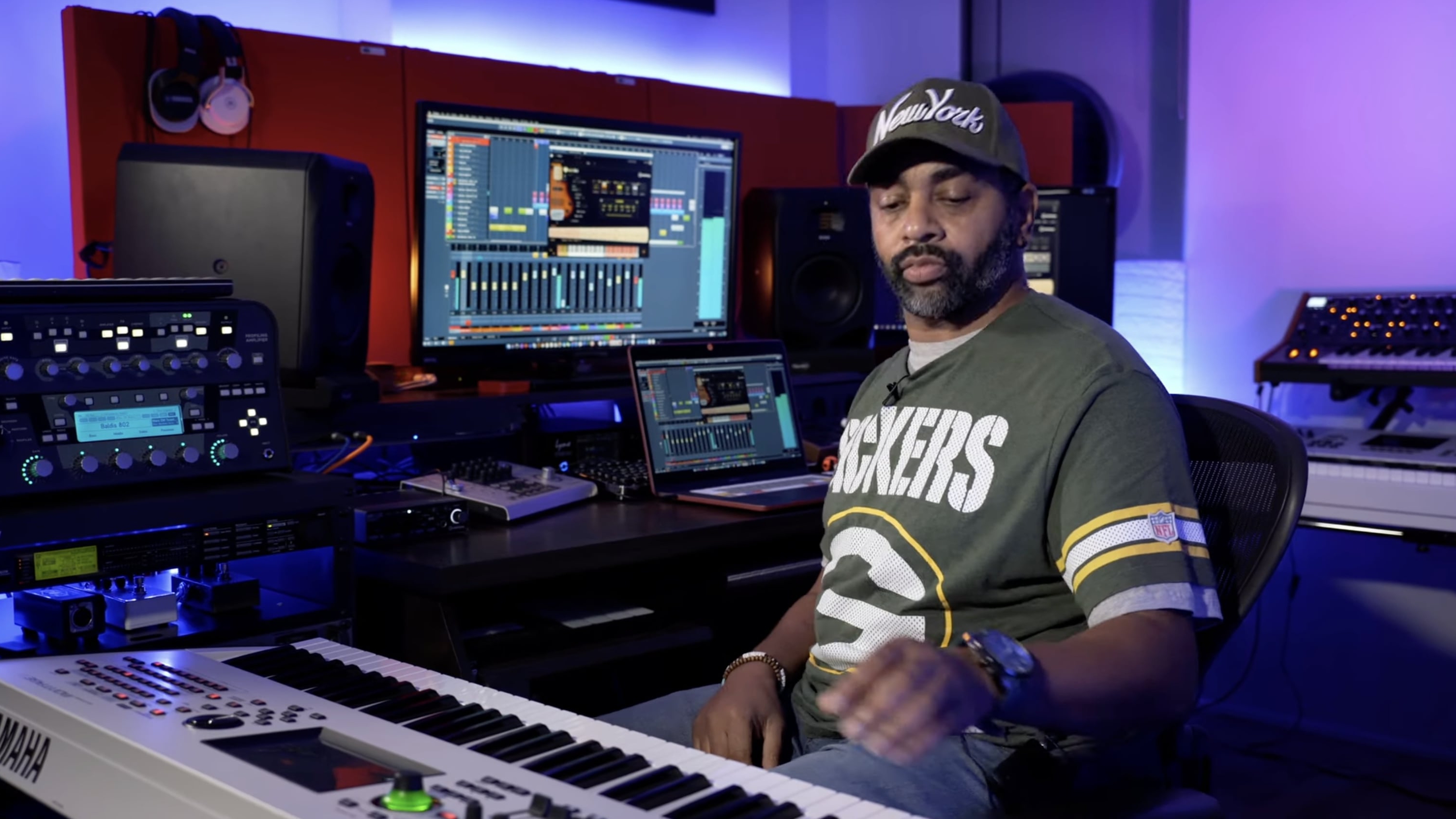 How To Create A Funky Hip Hop Bass Line | Steinberg