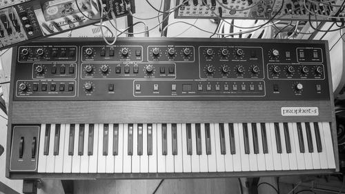 Colors Vintage Synth | Steinberg